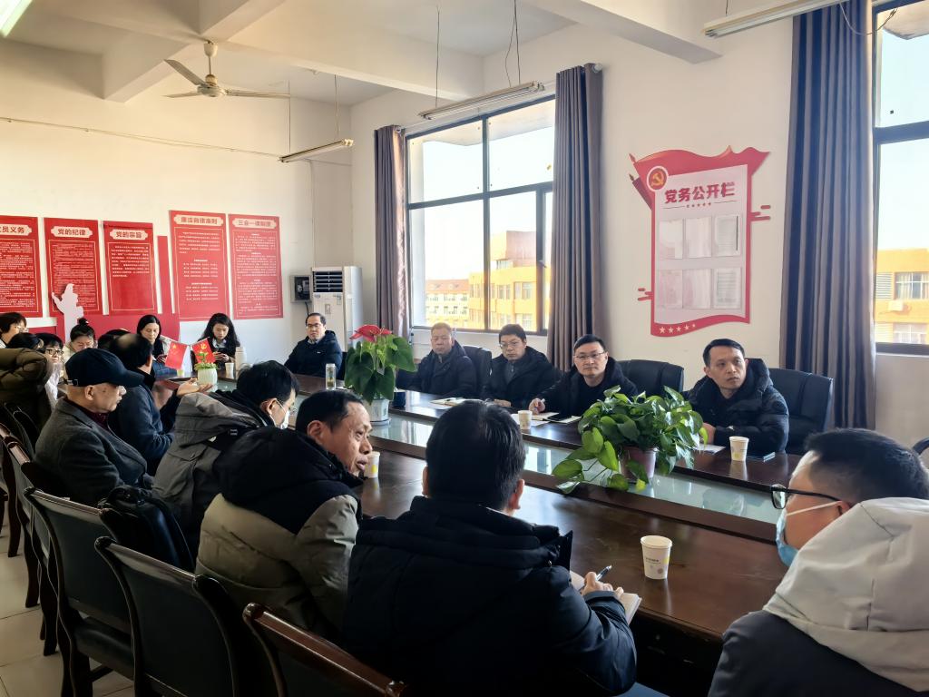 法学院召开2026年教科研工作推进会-法学院